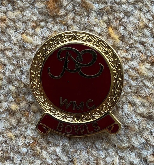 ORIGINAL PLUMSTEAD COMMON Bowling Club, Plumstead, Kent, Bowls Badge £3 ...