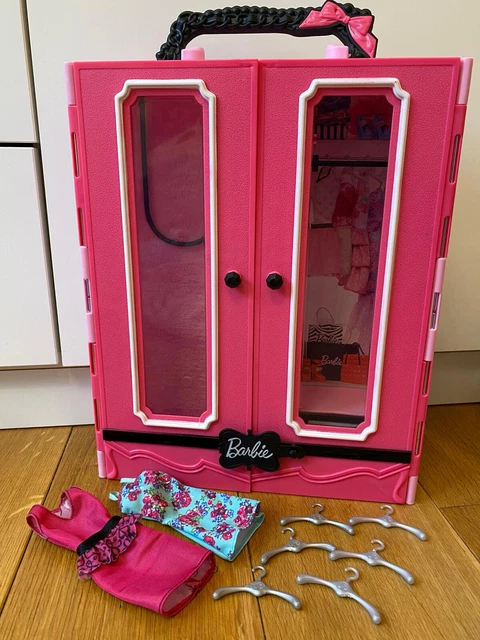 BARBIE FASHIONISTAS STYLE Ultimate Closet Pink Wardrobe Carry Case ...