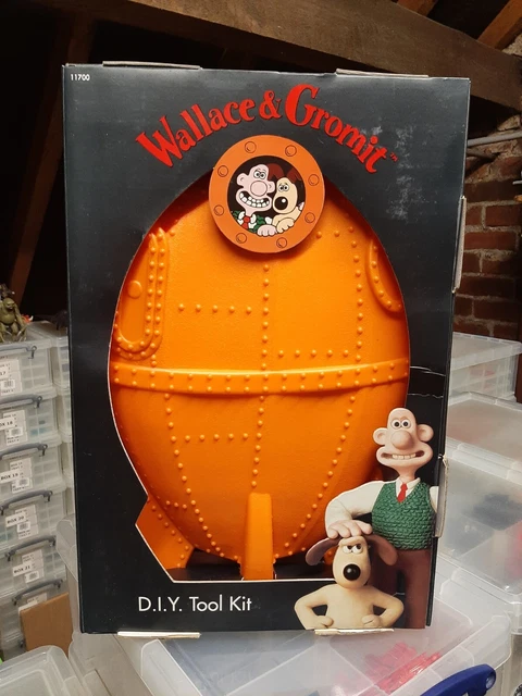 WALLACE AND GROMIT DIY Tool Kit A Grand Day Out Rocket T10 £59.99 ...
