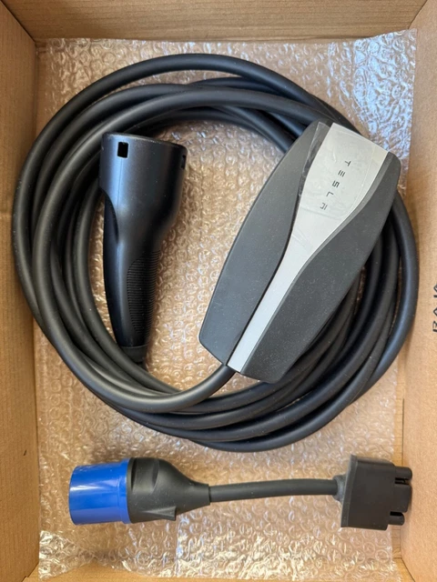 TESLA GEN 2 Universal Mobile Connector inkl. Blauer Adapter - 16A CEE ...