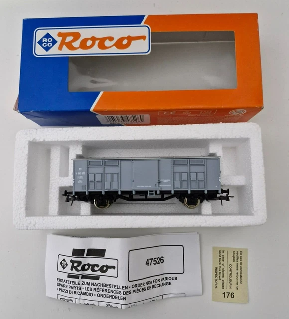 ROCO SPUR H0 47526 gedeckter Güterwagen mit Spitzdach der FS V810 871 Epoche III EUR 16,99 ...