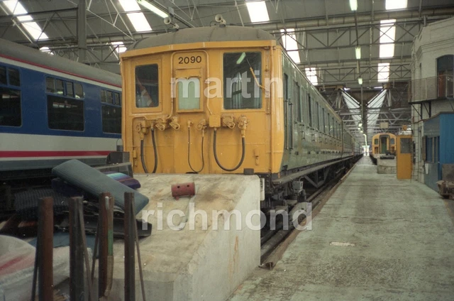 BRITISH RAIL CLASS 401 2-BIL EMU 2090 35mm Colour Negative RN359 £2.99 ...