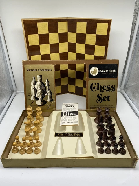 VINTAGE 1960'S ARRCO Gallant Knight Chessmen of Champions Chess Set ...