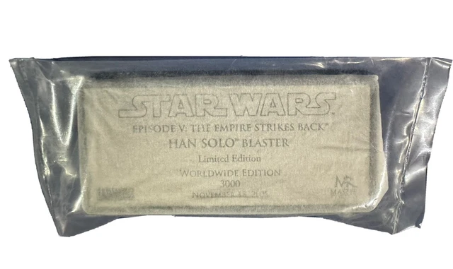 STAR WARS MASTER Replicas Han Solo Blaster ESB World Wide Plaque And ...