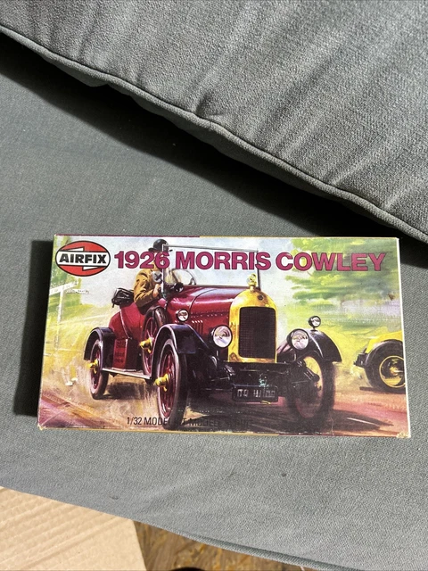 VINTAGE AIRFIX 1:32 Scale 1926 Morris Cowley Plastic Kit Car Model £13. ...