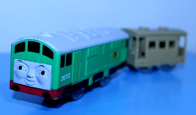 THOMAS & FRIENDS Trackmaster motorisierter Zug BOCO Hit Toy mit ...