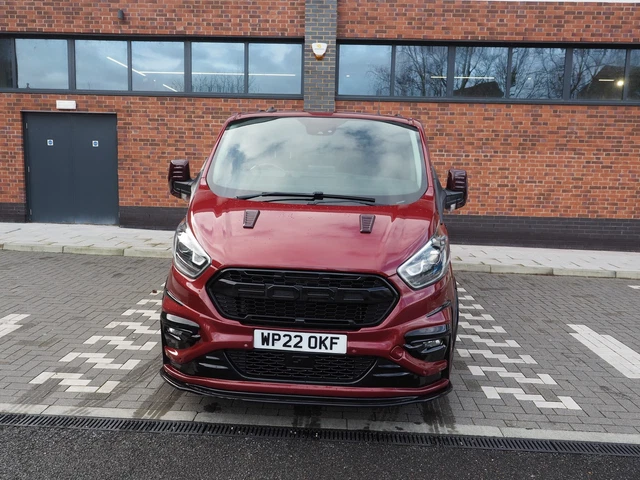 FORD TRANSIT CUSTOM / Torneo 2022 7 Seater Removeable Rear Seats Nav ...