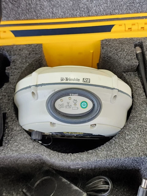 TRIMBLE R8 MODEL 3 GPS GNSS Galileo RTK UHF Base or Rover Receiver ...