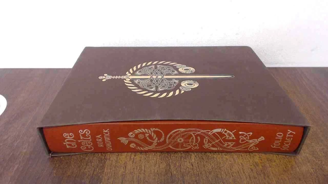 LES CELTES, NORA Chadwick, The Folio Society, 2005, couverture rigide ...