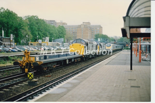 RAIL PHOTO CLASS 37 37605 37607 hauls 373002 373001 @ Kensington ...
