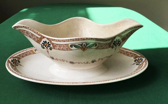 ANCIENNE SAUCIÈRE EN faïence de Longwy - Modèle Delft / Année 1909 EUR ...