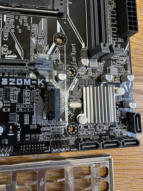 MOTHERBOARD ASUS 320M-K : M-ATX W/ 2 RAM SLOTS, USB 3.1 SATA 3 £52.72 - PicClick UK