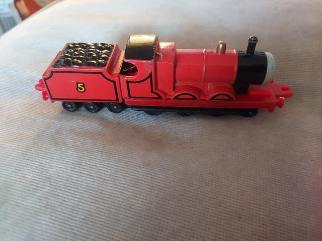 THOMAS THE TANK Engine & Friends James Train ERTL Diecast Metal Toy £14 ...