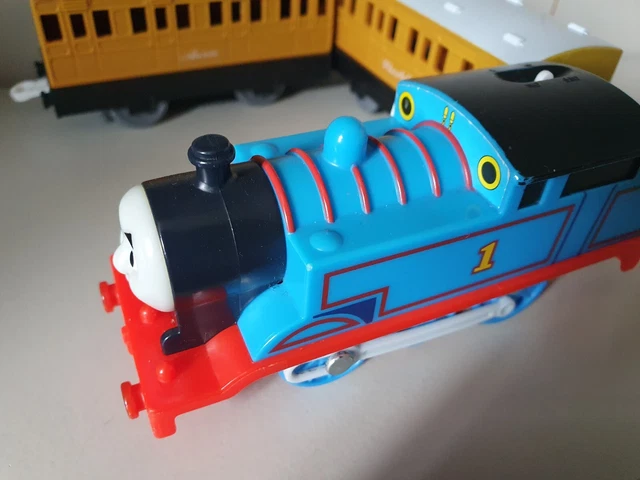 THOMAS THE TANK Engine No 1 Motorosed With Clarabel And Annie Carriages ...