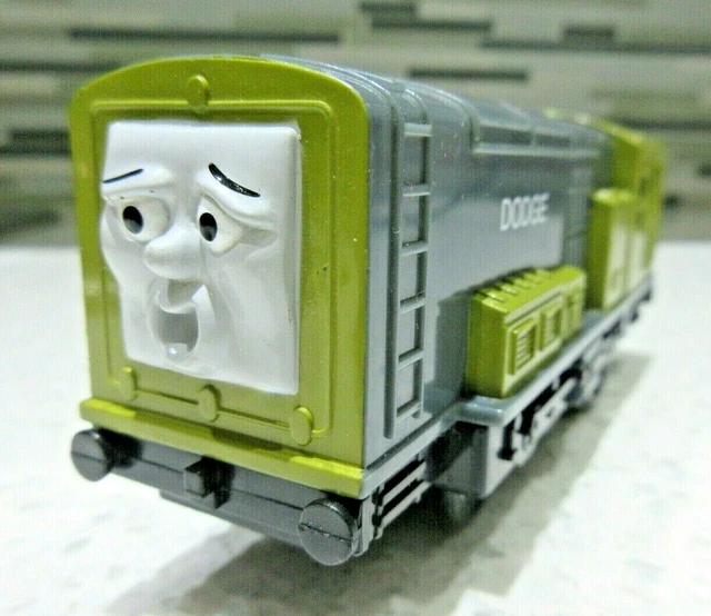 THOMAS & FRIENDS Trackmaster- DODGE- MOTORIZED Train Tank Engine EUC! £ ...