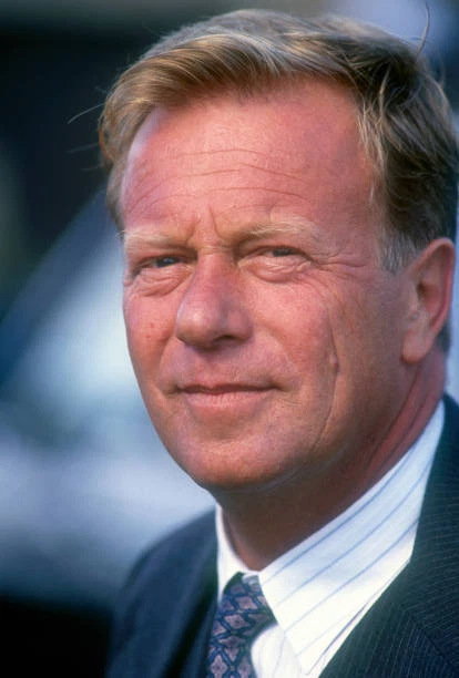 AUSTRALIAN ACTOR JACK Thompson in the 1990s - Old Photo 6 $9.00 ...