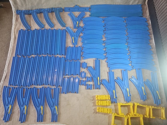 TOMY TRACKMASTER THOMAS And Friends Blue Track Bundle B95 £25.00 ...