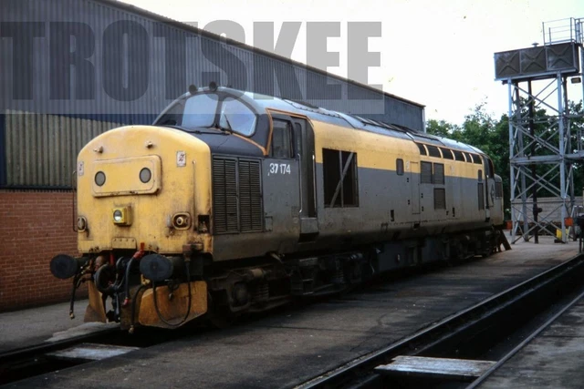 35MM SLIDE BR British Rail Diesel Loco 37174 Class 37 Exeter 1993 ...