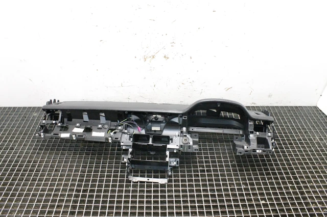 LAND ROVER DISCOVERY SPORT L550 Dashboard 2.0 Diesel 110kw 2016 RHD £ ...