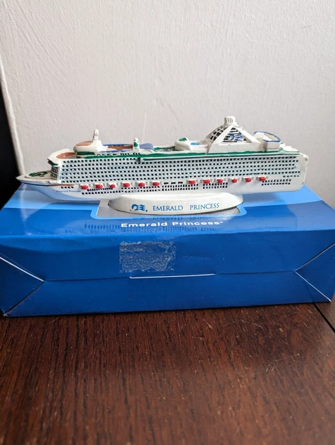 EMERALD PRINCESS CRUISE Ship Model 17.5cm. Princess Cruises Boxed £49. ...