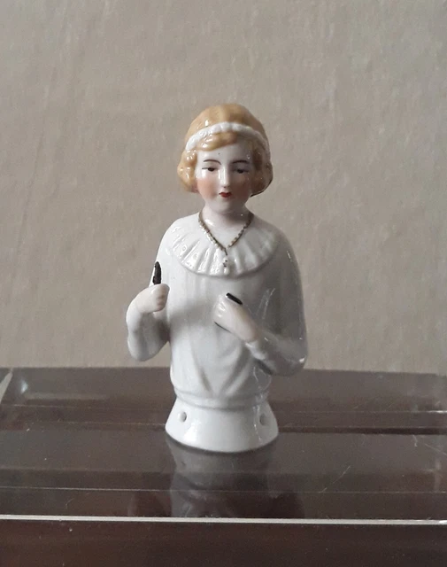 COMMUNIANTE ANCIENNE DEMI-FIGURE en porcelaine Allemande fin 19ème ...