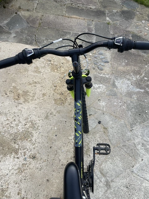 APOLLO GRIDLOCK MOUNTAIN Bike 24 Inch Wheels New Rear Tyre £70.00 ...