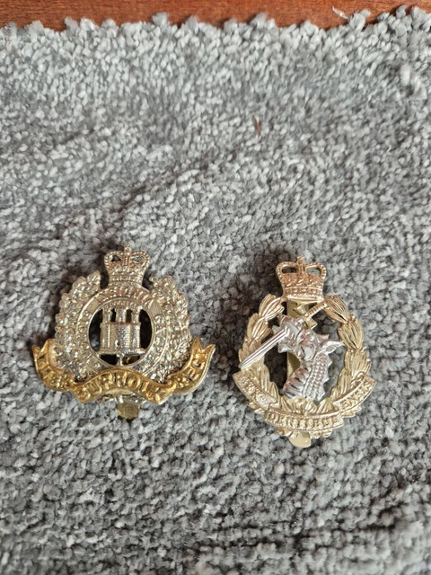 MILITARY CAP BADGES Suffolk Regiment Rare And RADC soldiers Cap Badge £ ...