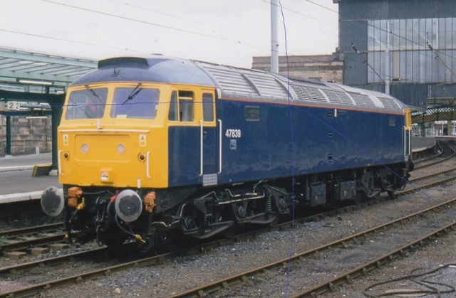 DIESEL TRAIN PHOTO Class 47 Photograph 47839 Railway Picture Br Brush ...