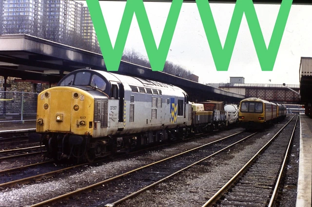 UK RAILWAYS 35MM COLOUR SLIDE(E6)ENGLISH ELECTRIC: 37517 SHEFFIELD ...