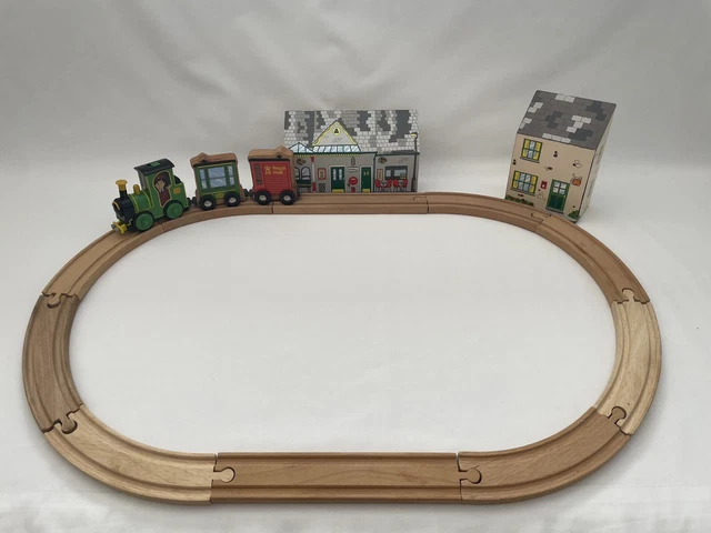 WOODEN TRAIN TRACK Postman Pat Set with Buildings & Greendale Rocket £ ...