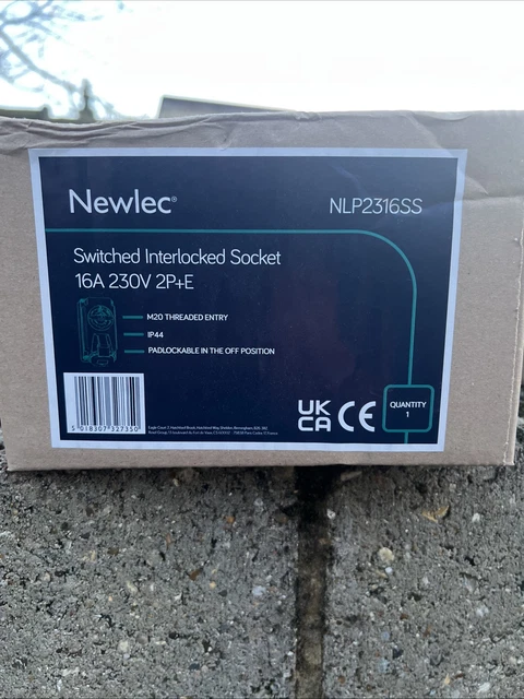 NEWLEC INDUSTRIAL ISOLATOR Switched Interlocked Surface 2P+E 16A 230V ...