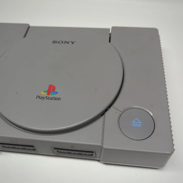 SONY PLAYSTATION CONSOLE SCPH-7502 *DOES NOT READ DISCS* £10.00 ...