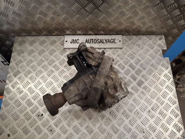 VOLVO XC90 MK1 2.4 D5 Automatic Front Diff Angle Gear Transfer Box ...