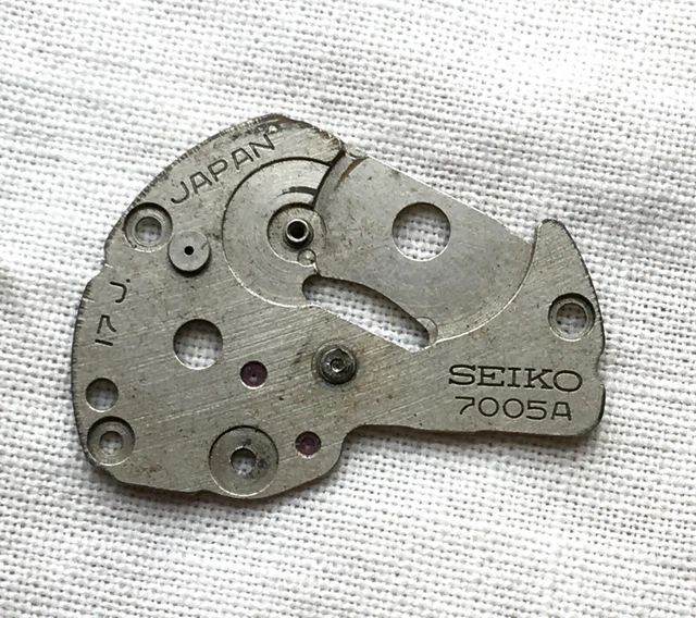 SEIKO 7005A POUR Pièces Automatique 27Mm Jour Date Montre 7005 A Japon ...