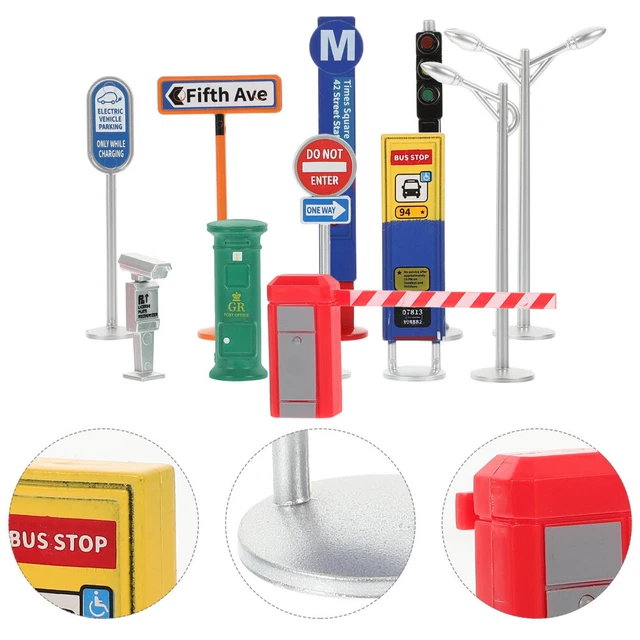 SIGN MODELS TOY Road Signs Traffic Barricade Micro Scene Child £10.38 ...