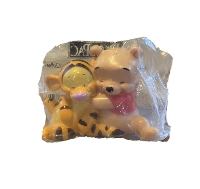 DISNEY DECOPAC BABY Pooh & Tigger Hugging Cake Topper £13.04 - PicClick UK
