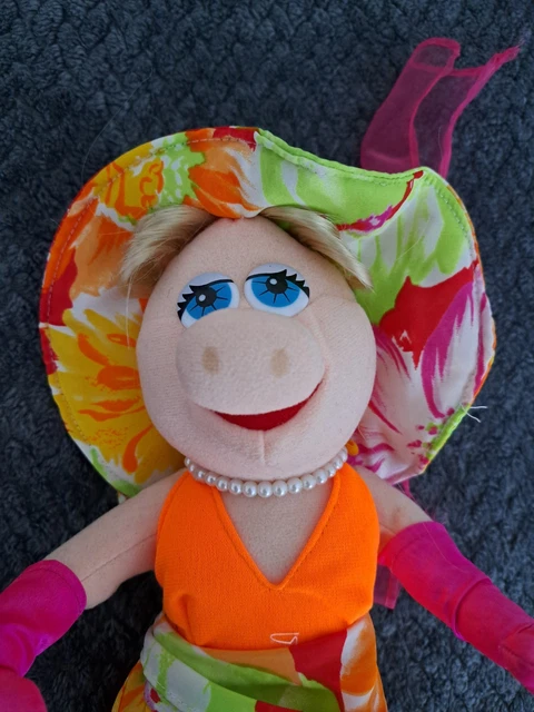 MISS PIGGY SOFT toy figure 13" distributed by PMS + Miss Piggy Happy ...
