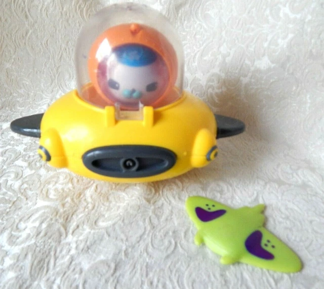 FISHER PRICE 2010 Octonauts Captain Barnacles In Gup D Yellow Launch ...