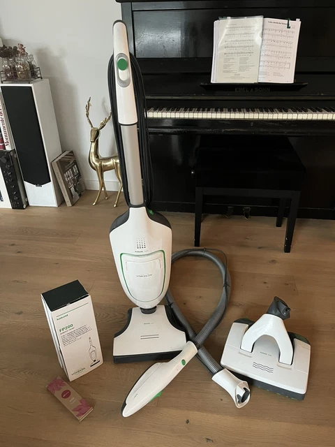 VORWERK KOBOLD VK200 + SP 600 + EB400 + PB 440 + Beutel - 3,5 Jahre alt ...
