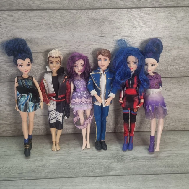 DISNEY DESCENDANTS DOLL Set Bundle X 6 Evie Carlos Mal Ben Audrey £54. ...