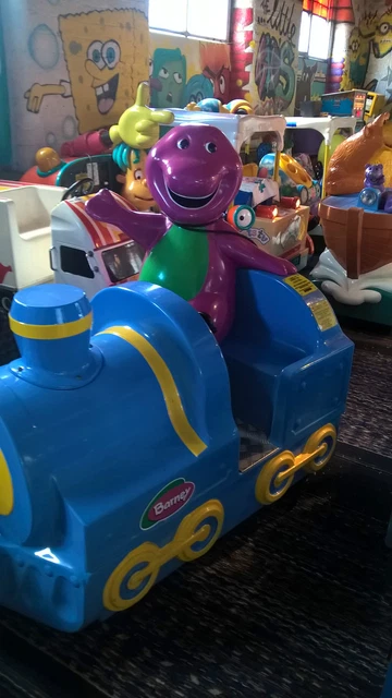 COIN OPERATED BARNEY train kids ride arcade machine takes new £1 coins ...