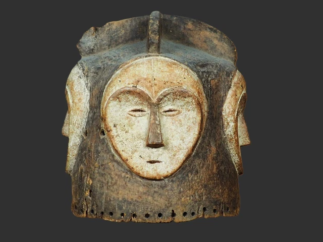 ART AFRICAIN. ANCIEN masque heaume "ngon ntang". Ethnie Fang. Gabon ...