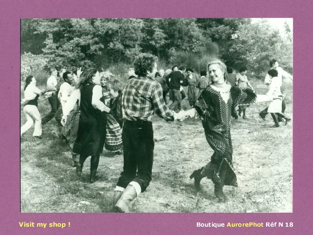 PHOTO DE PRESSE Cinéma : Brigitte Fossey, Actrice Film " Le Pays Bleu ...