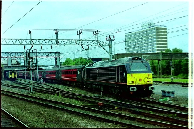 35MM RAILWAY COLOUR Negative Class 67 005 at Crewe £2.54 - PicClick UK