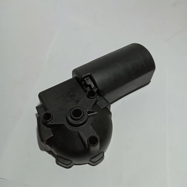 NEW ORIGINAL MERCEDES W124 Wiper Cover Engine A0008243649 £24.61 ...