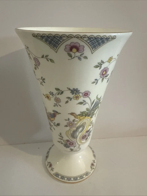 VINTAGE 1980S COALPORT 17cm 'Paradise' Trumpet Vase - Birds Of Paradise ...