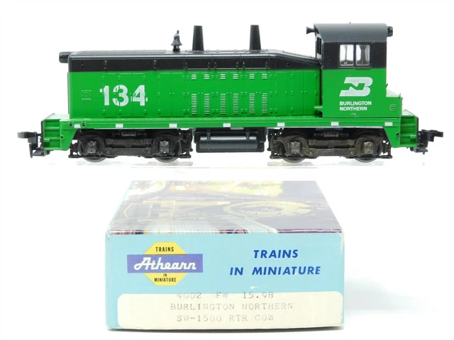 HO SCALE ATHEARN 4002 BN Burlington Northern SW1500 Diesel Locomotive ...