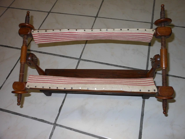 MÉTIER À BRODER en bois EUR 25,00 - PicClick FR