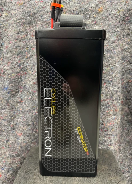 SUR RON BATTERY ElectronCycles 72v 55Ah Dominator V3 Battery (3960Wh ...