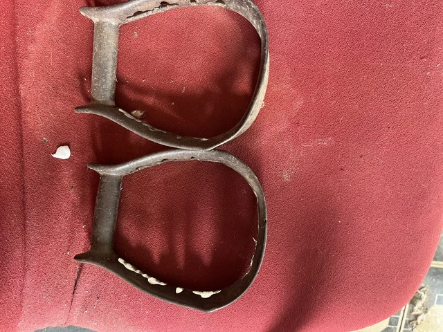 ANTIQUE HEAVY IRON Cowboy Horse Saddle Stirrups w/ Cut-outs £75.82 ...